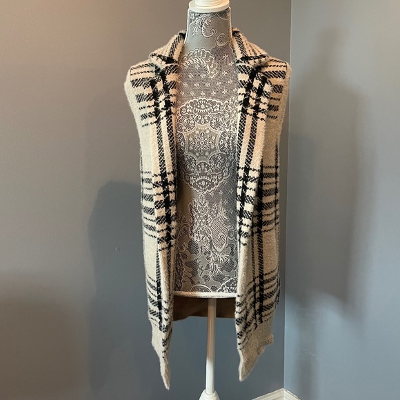 William Rast | Sweaters | William Rast Plaid Vest | Poshmark